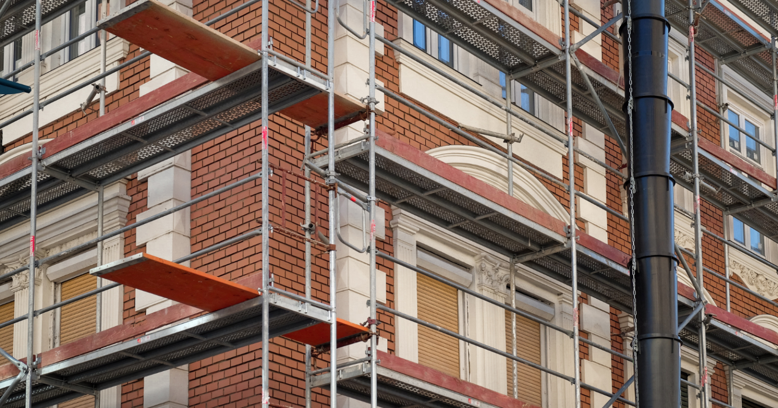 People who get annoyed by loud chewing sounds usually display these 7 ...