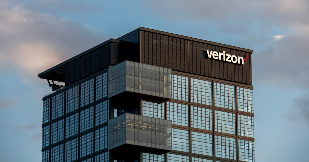 Verizon spent two decades building a logo that seven out of ten people ...
